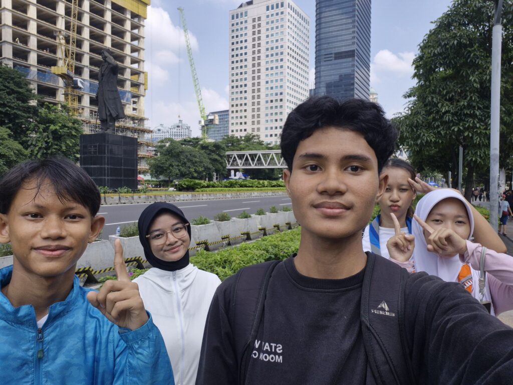 Hebat! Pramuka SMAN 85 Jakarta Jelajahi Ibu Kota, Kenali Sejarah Lewat ...